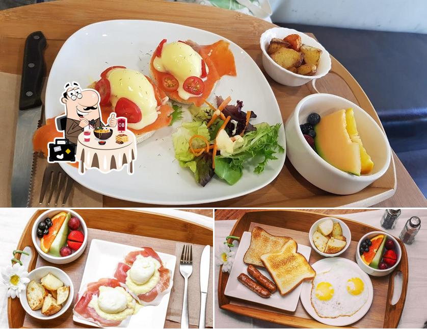 Danoo Cafe, Vancouver - Restaurant menu, prices and reviews