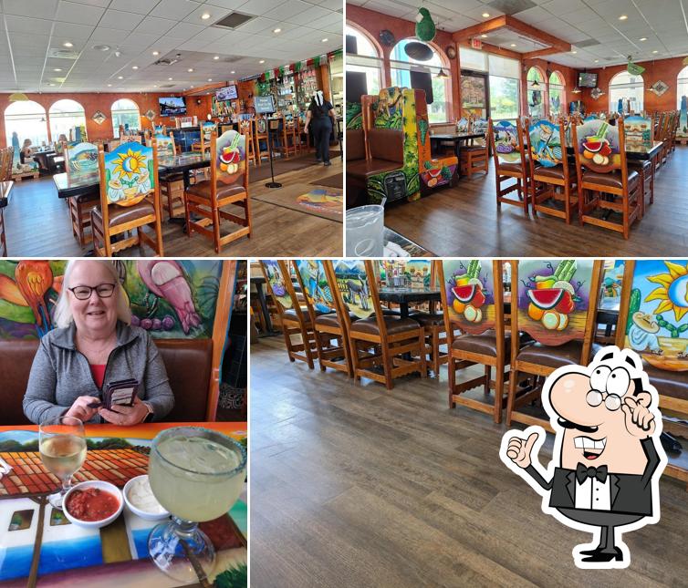 El Lorito Mexican Grill, Hopkins - Restaurant menu, prices and reviews