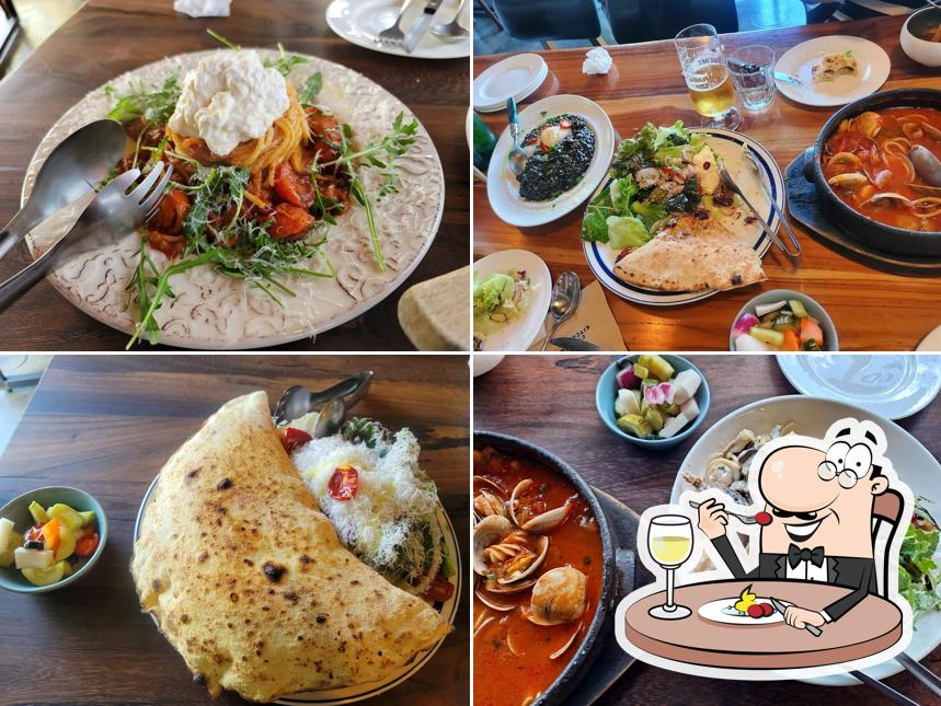 The Corner Kitchen restaurant, Seoul, 종로구 평창문화로 98 - Restaurant reviews