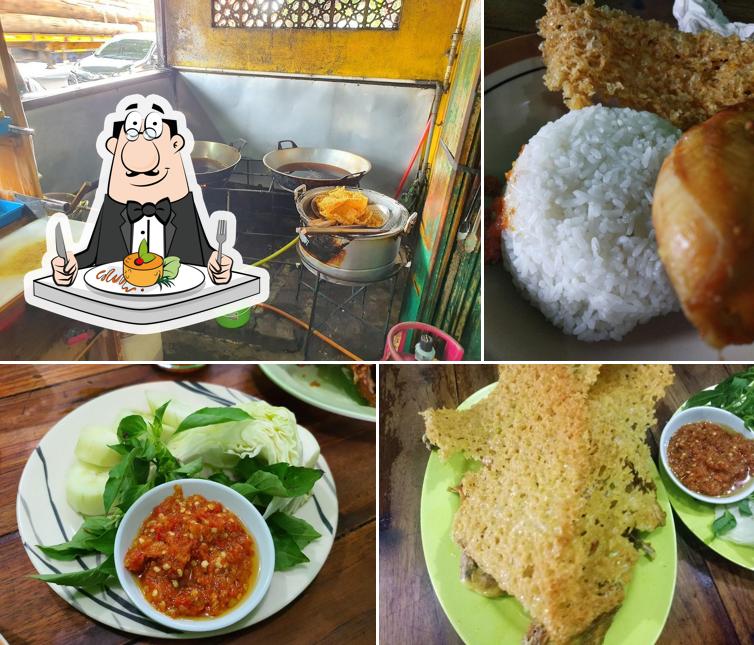 Ayam & Bebek Goreng "Mas Anto", Karanganyar - Menú del restaurante ...