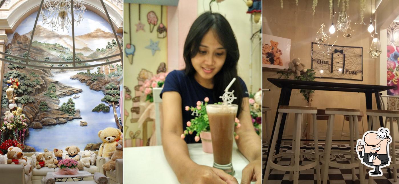 One Pose cafe, Surabaya - Restaurant reviews