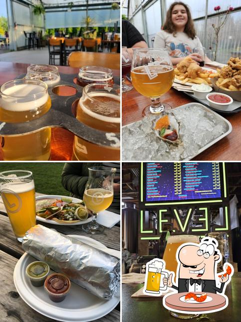 Level Beer, 5211 NE 148th Ave in Portland - Restaurant menu and reviews