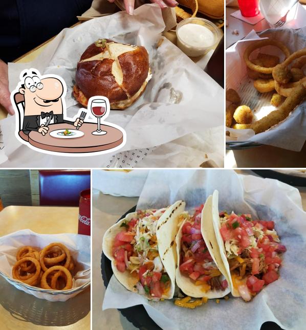 Redamak's, New Buffalo - Restaurant menu, prices and reviews