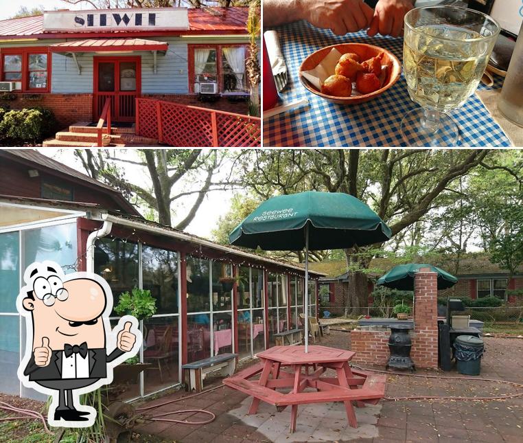 Seewee Restaurant, 4808 N Hwy 17 in Awendaw - Restaurant menu and reviews