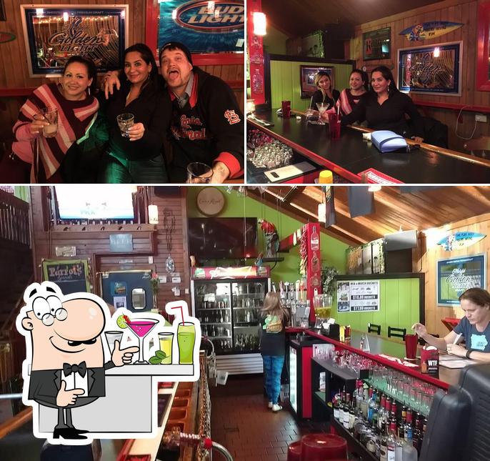 Parrots Bar & Grill in St. Peters - Restaurant menu and reviews