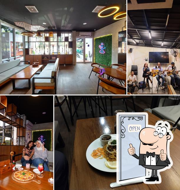 KLASHICA - Klapa Shisha & Cafe, Tangerang - Restaurant reviews
