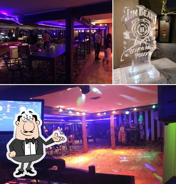 Snowflake Lounge in Boyne Falls - Restaurant reviews