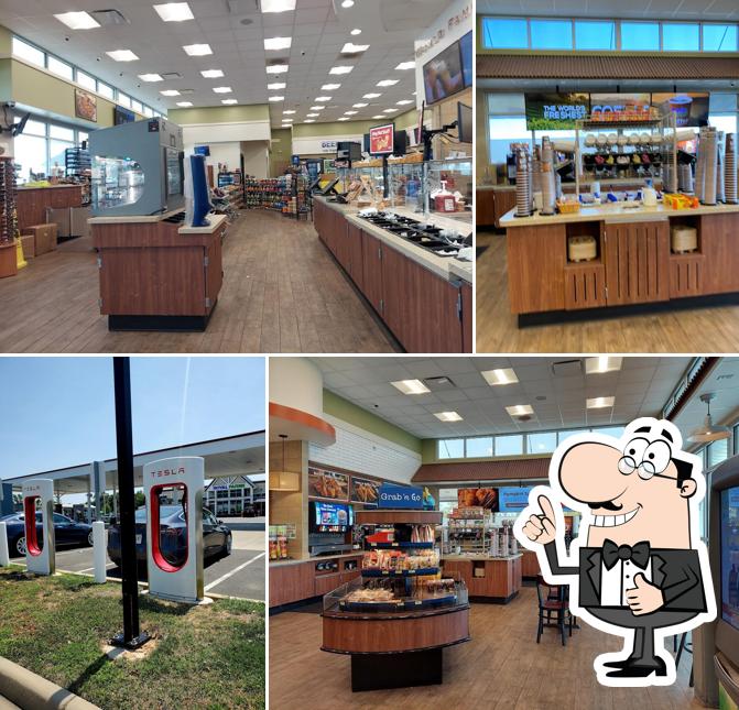 Royal Farms in Chantilly - Restaurant menu and reviews