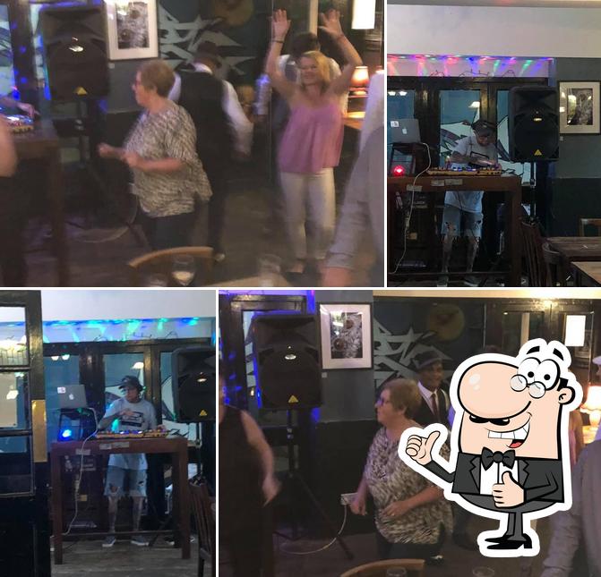 The Rope Walk Pub, 5 Nelson Parade in Bristol - Restaurant reviews