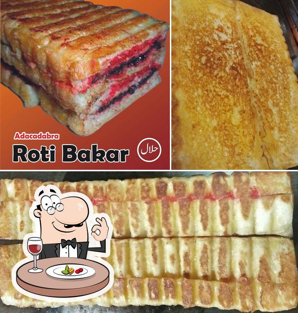 Roti Bakar Bandung 02 cafe, Palopo, X6W2+347 - Restaurant reviews
