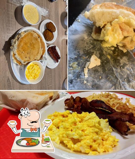 Mamies Kitchen Biscuits, Social Circle - Restaurant menu, prices and ...