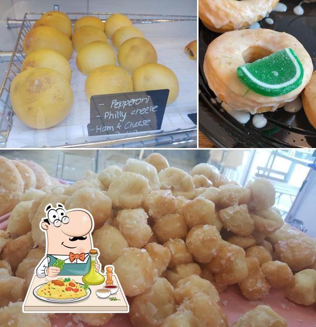 Beez Donuts in Sugar Land - Restaurant menu and reviews