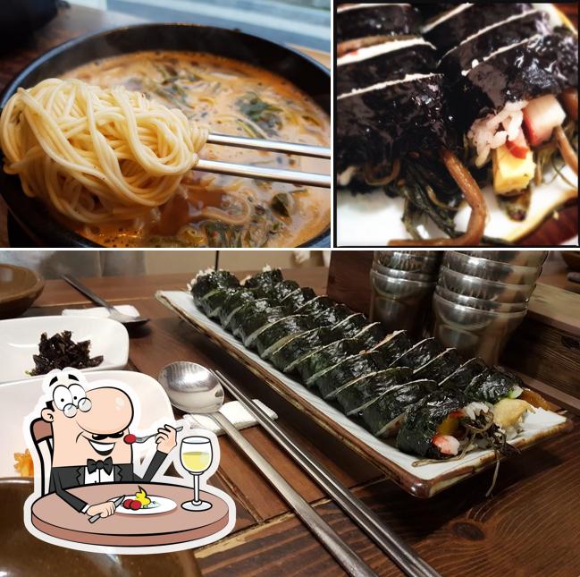 Joseon Gimbap, Seoul, Anguk - Restaurant menu, prices and reviews