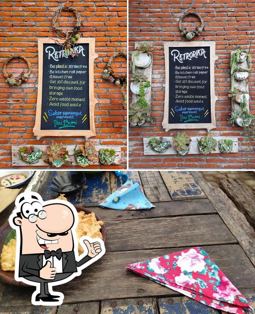 Retrorika - coffee bar & resto, Batu - Restaurant menu and reviews