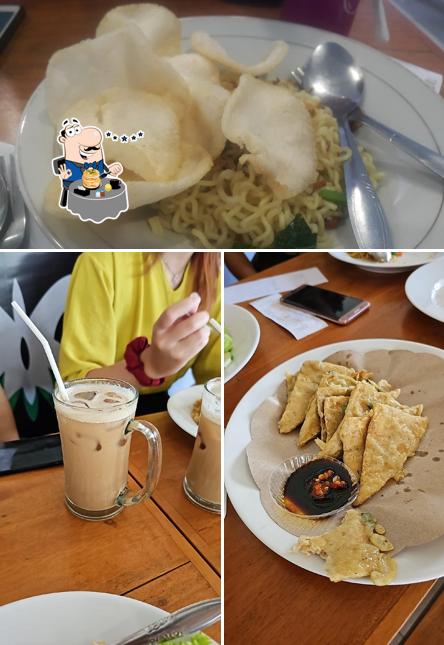 Burjo Borneo Timoho ꦧꦸꦂꦗꦺꦴꦧꦺꦴꦂꦤꦺꦪꦺꦴꦠꦶꦩꦺꦴꦲꦺꦴ, Yogyakarta - Restaurant ...