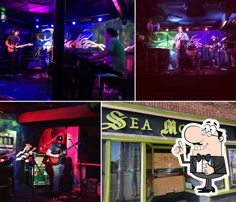 Sea Monster Lounge, Seattle - Restaurant menu, prices and reviews