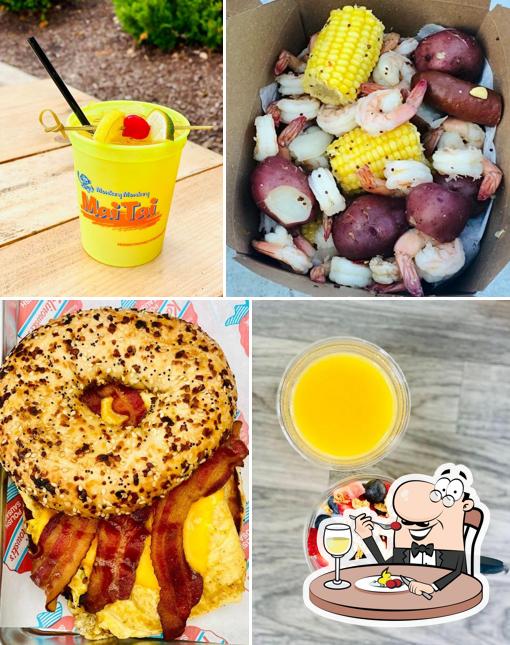 Boat Drinks Bar & Grill, Chicago - Restaurant menu, prices and reviews