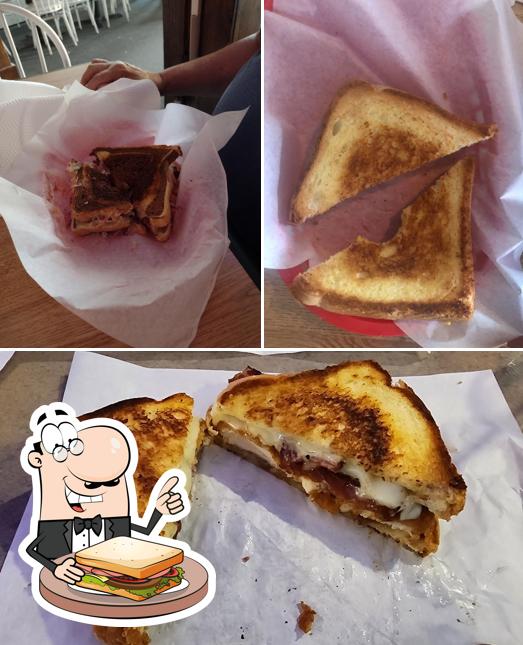 The Fat Seagull, Manitowoc - Restaurant menu, prices and reviews