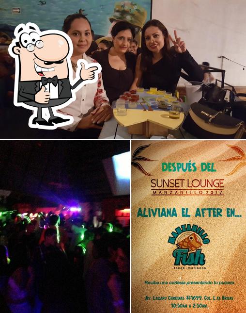Sunset Lounge Manzanillo pub & bar, Manzanillo - Restaurant reviews