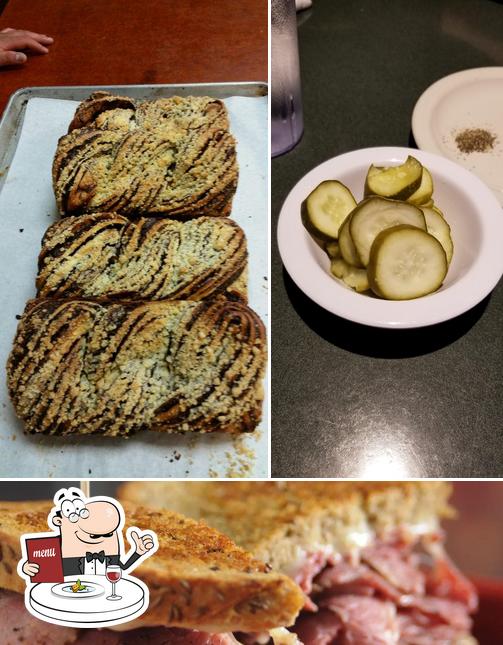 Crossroads Delicatessen, Minnetonka - Restaurant menu, prices and reviews