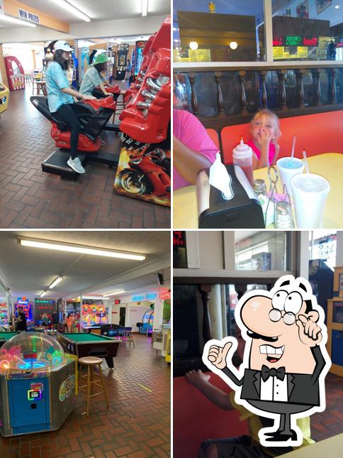 Funland Arcade in Panama City Beach - Restaurant menu and reviews