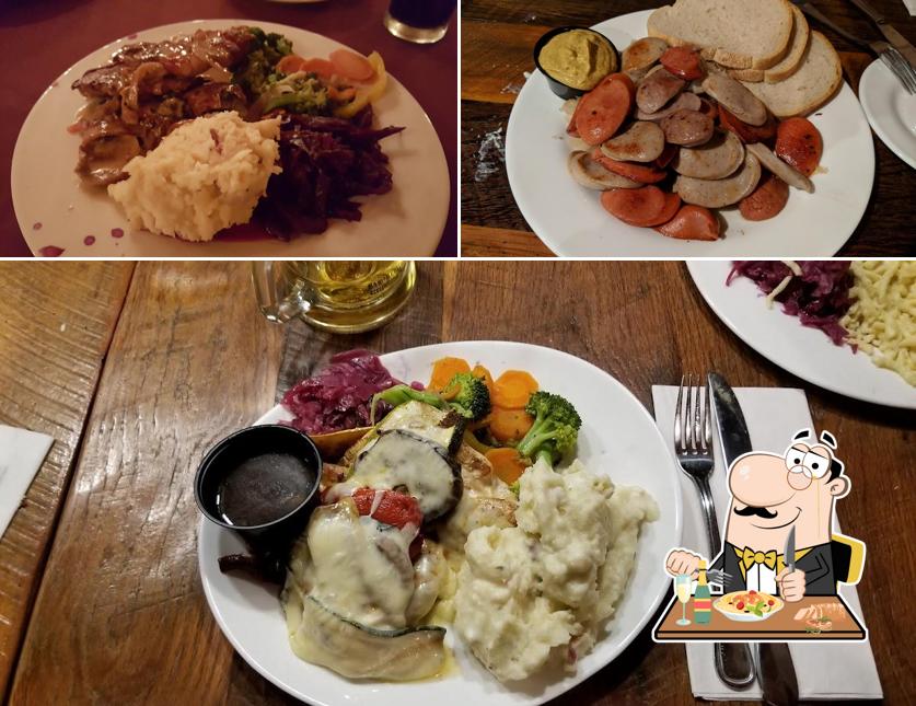 The Village Lanterne, 155 N Wellwood Ave in Lindenhurst - Restaurant ...