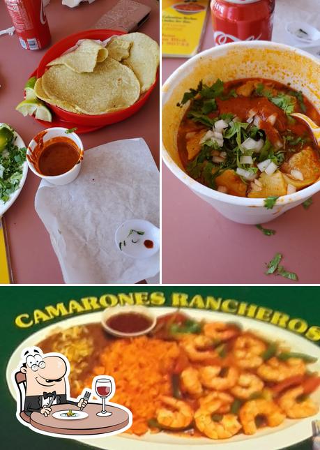 Tacos Y Mariscos El Primo in Los Angeles - Restaurant reviews