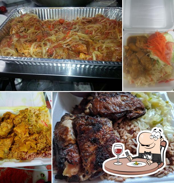 Uppa Yard, Milwaukee - Restaurant menu, prices and reviews