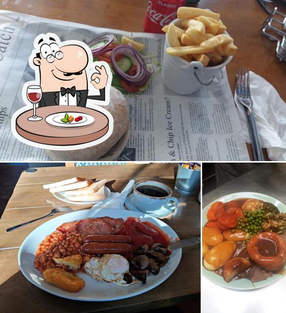Cambrian Lakeside Cafe Bar in Tonypandy - Restaurant reviews