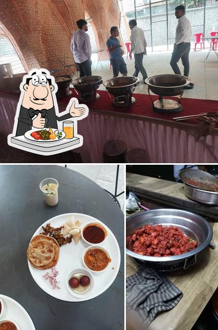 Hotel kolhapuri (special tambada-pandhara rassa), Pune - Restaurant ...