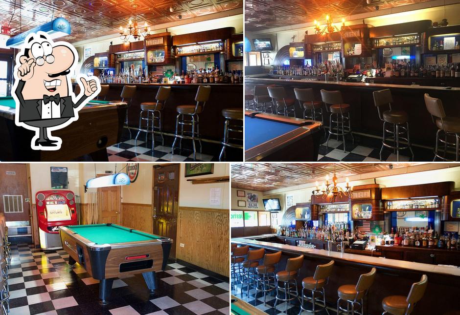 Question Mark Bar in Chicago - Restaurant reviews