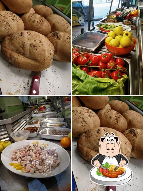 Rosticceria La Chiglia restaurant, Porto Azzurro - Critiques de restaurant