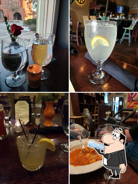 220 Cafe in Statesville - Restaurant menu and reviews