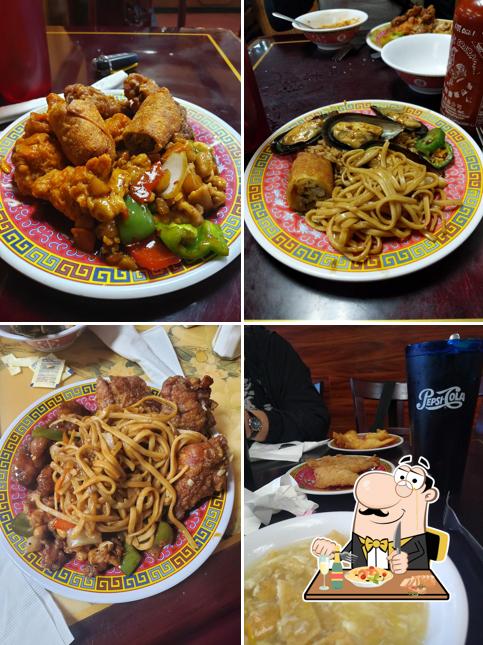 Quik Wok, 1320 Lomaland Dr in El Paso - Restaurant menu and reviews
