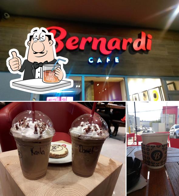 Bernardi Cafe, Chihuahua - Menú del restaurante, precios y reseñas