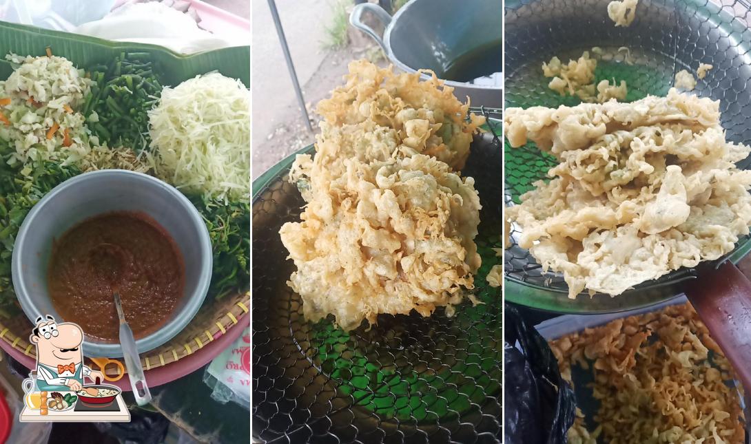 Pecel mendoan "ALAS DAUN" khas cilacap restaurant, Bandung - Restaurant ...