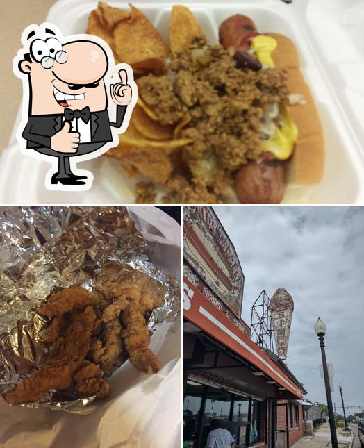 Simco's, 1509 Blue Hill Ave in Boston - Restaurant menu and reviews