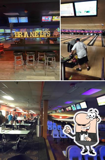 AMF Circle Lanes in East Haven - Restaurant menu and reviews