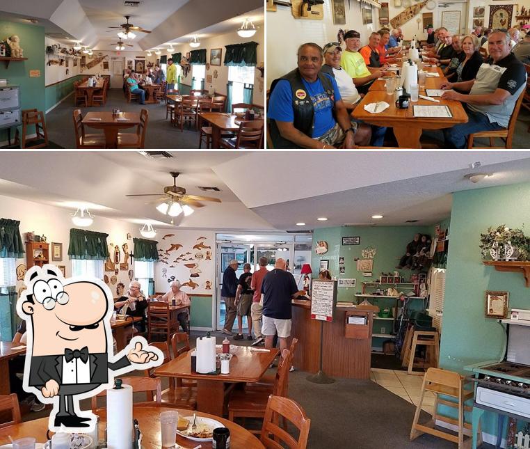 Farmhouse Restaurant, Belleview - Restaurant menu, prices and reviews