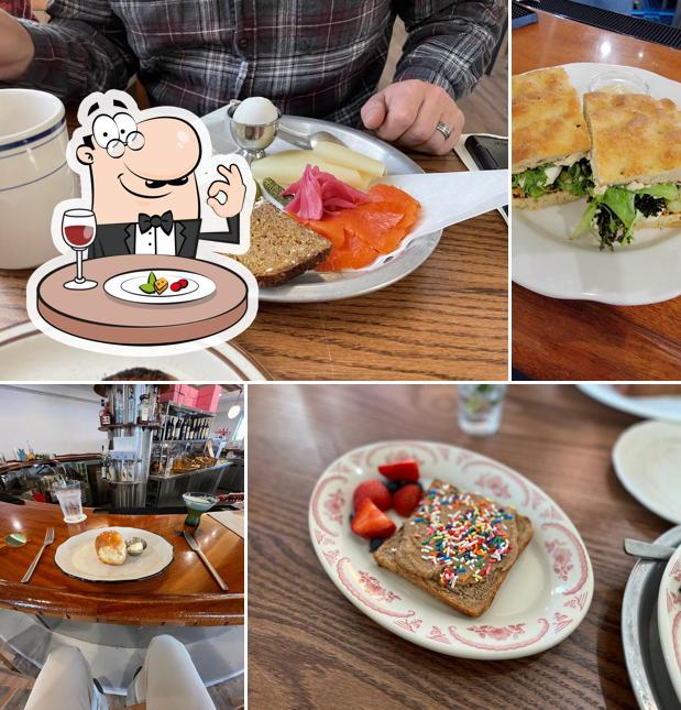 Bernie's, East Grand Forks - Restaurant menu, prices and reviews