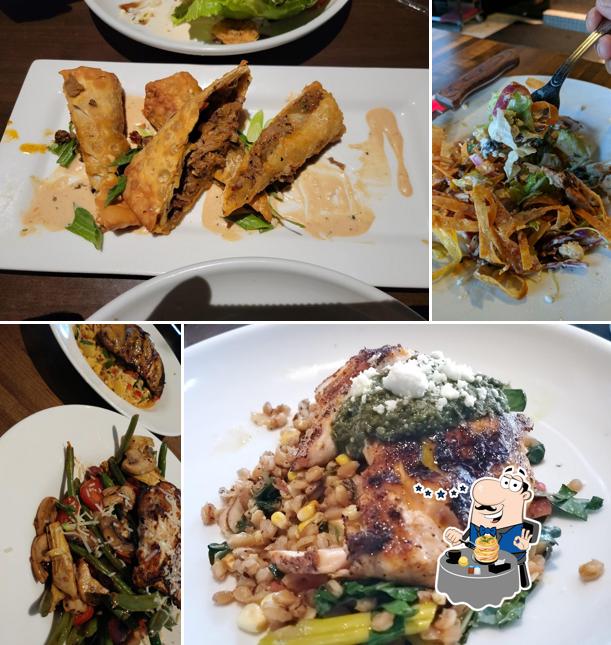 Red Door Woodfired Grill, 8001 W 159th St in Overland Park - Restaurant ...