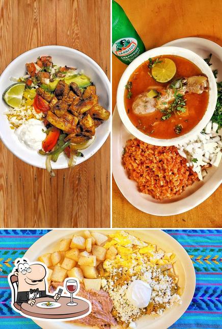 El Pitayo Mexican Kitchen in Jarrell - Restaurant menu and reviews