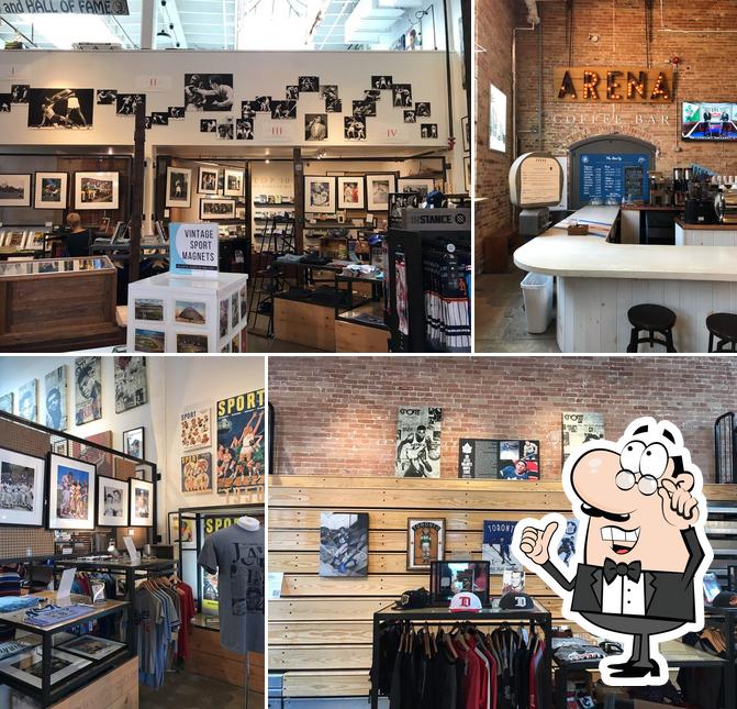 Arena Coffee Bar in Toronto - Restaurant reviews