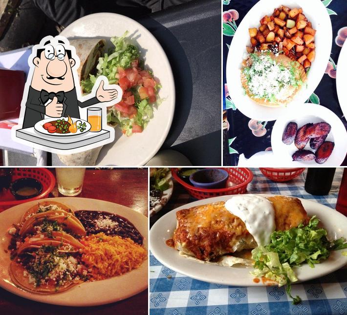 Café Corazón, 3129 N Bremen St in Milwaukee - Restaurant menu and reviews