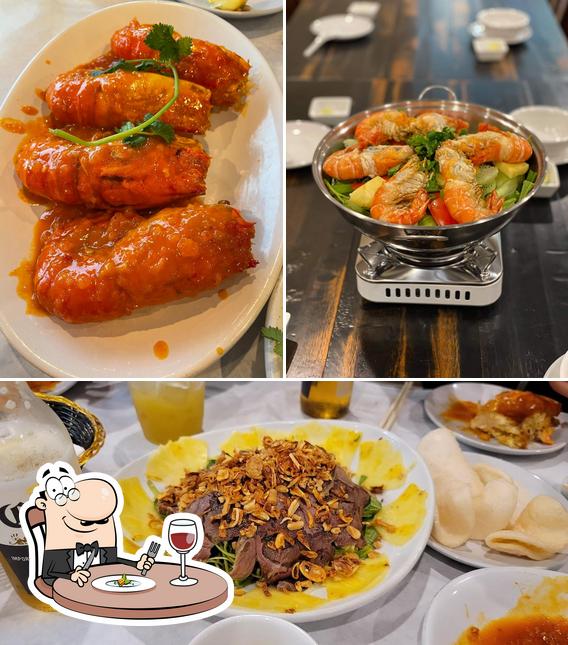 Lẩu Tôm 5 Ri, Fountain Valley - Restaurant menu, prices and reviews