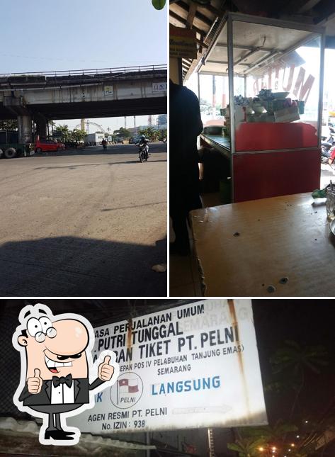 Rumah Makan Simpang Raya Masakan Padang restaurant, Semarang ...