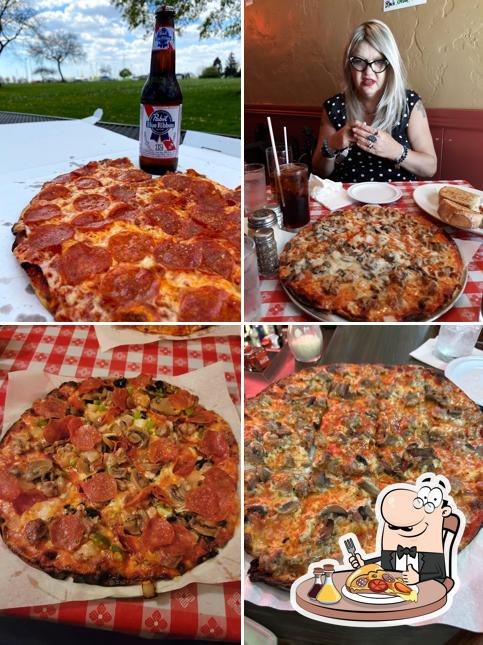 Zaffiro s Pizza The Original 1724 N Farwell Ave In Milwaukee zaffiro-s-pizza-the-original-1724-n-farwell-ave-in-milwaukee