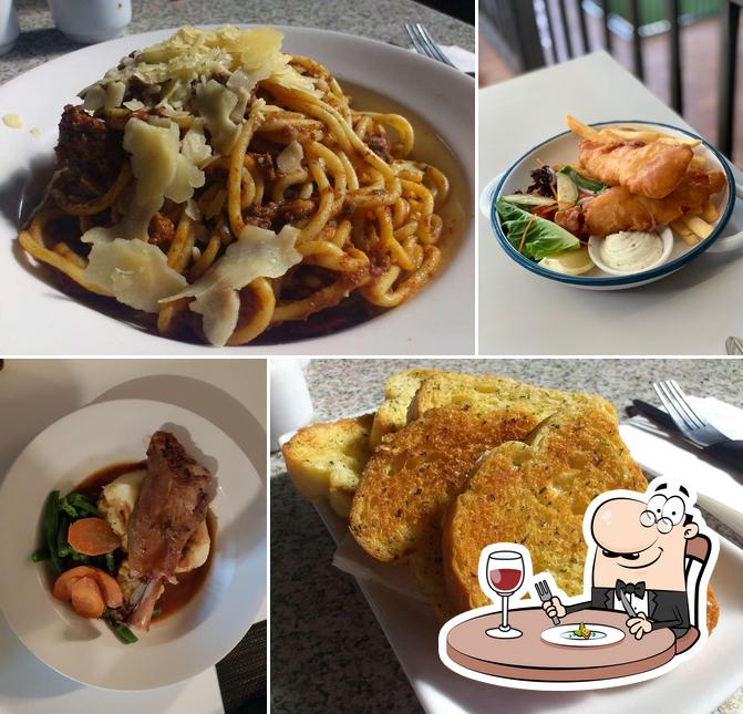 Newnham Hotel & Function Centre in Upper Mount Gravatt - Restaurant ...
