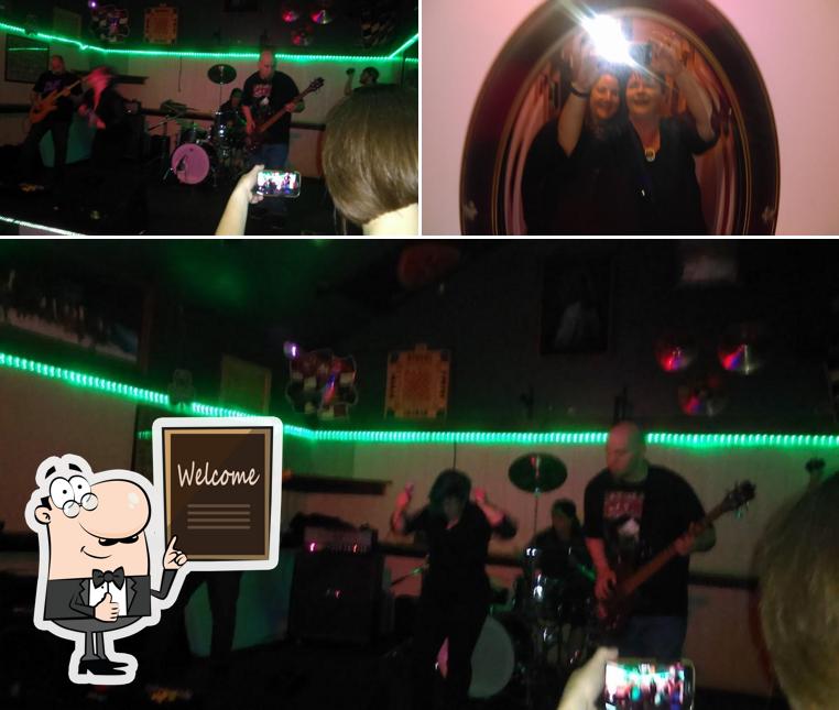 Roche Bar, Port Huron - Restaurant menu, prices and reviews