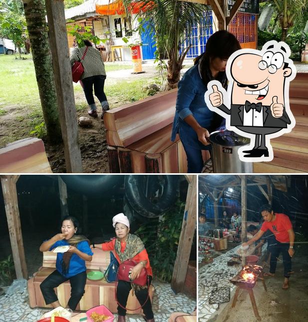 Sarah's Cottage Lake Toba Samosir - Restaurant menu, prices and reviews
